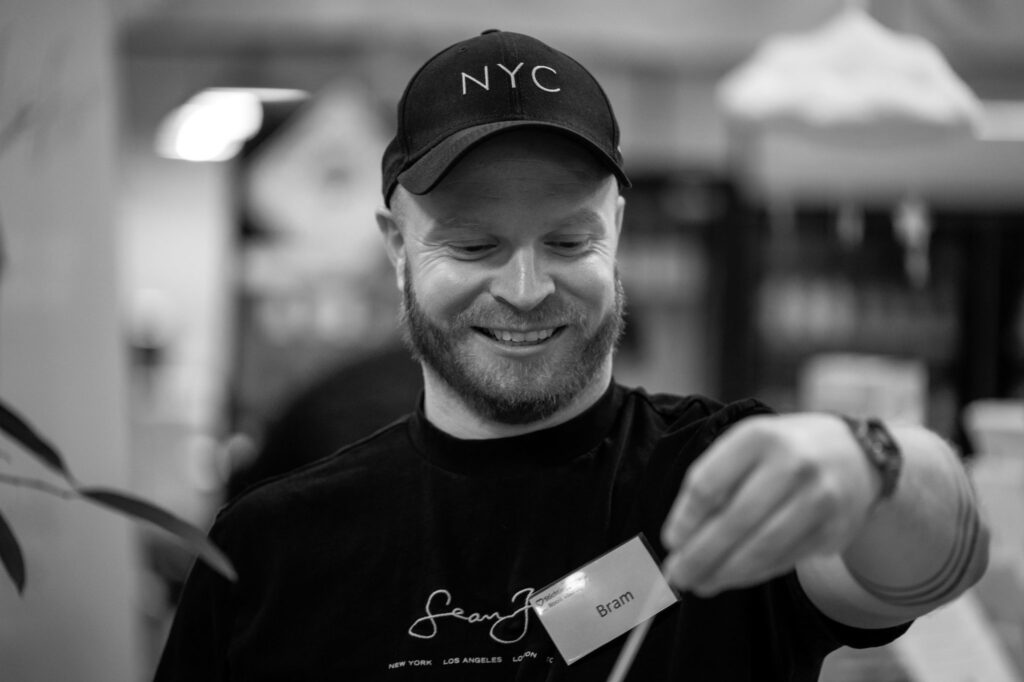 Over ons – Stichting Nooit Voorbij